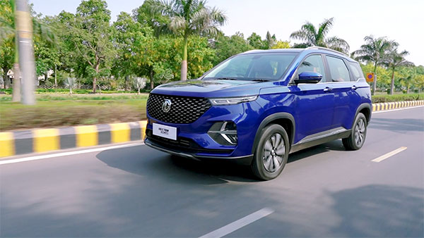 Spy Pics: MG Hector Plus Seven Seater SUV Spotted Testing Ahead Of ...