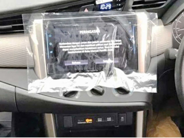 Toyota Innova Crysta Facelift (2021) Brochure Leaked Ahead Of India ...