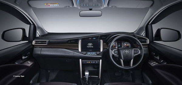 Toyota Innova Crysta Facelift (2021) Unveiled Ahead Of India Launch ...