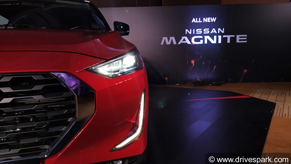 Nissan Magnite Variants In Detail: Features, Engine & Gearbox Options ...