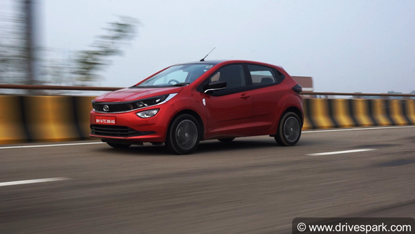 Tata Altroz i-Turbo Petrol Review (First Drive): Performance, Handling ...