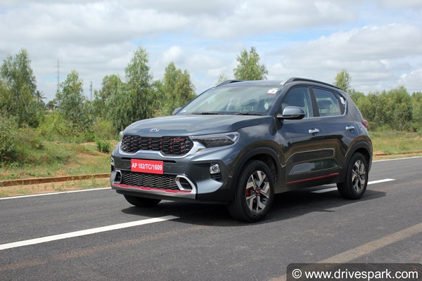 Kia Sonet HTX Variant Spied At Dealership: Get's A Few Additional ...