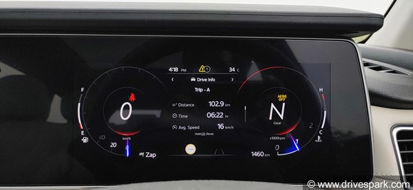 Mahindra XUV700 Review: Design, Specs, Performance, Interiors, Features ...