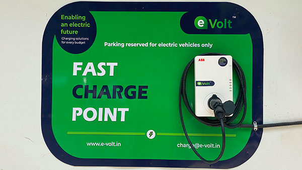 BSES Partners With eVolt to Set Up EV Charging Stations Across Delhi ...