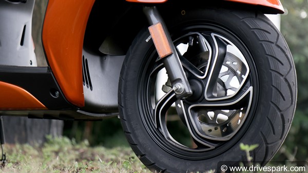 TVS Jupiter 125 Review: Riding Impressions, Engine Specs, Performance ...