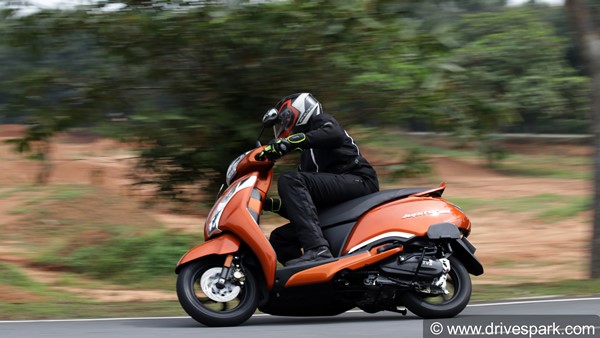 TVS Jupiter 125 Review: Riding Impressions, Engine Specs, Performance ...