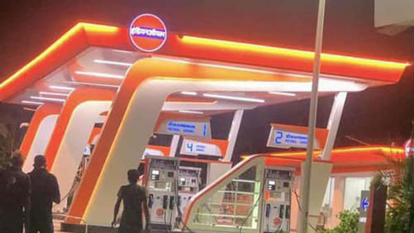 Indian Oil To Set Up 10,000 EV Charger In 3 Years - DriveSpark News