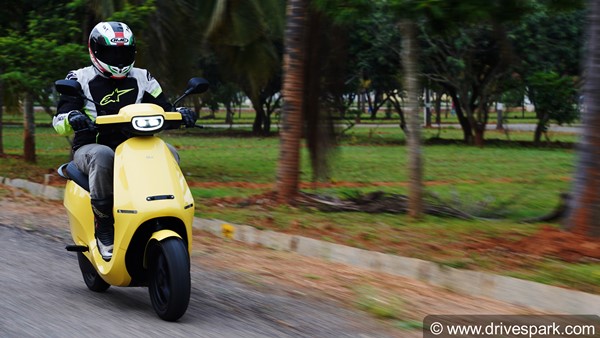 Ola S1 Pro Electric Scooter Review: Riding Impressions, Specs ...