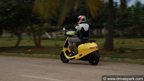 Ola S1 Pro Electric Scooter Review: Riding Impressions, Specs ...