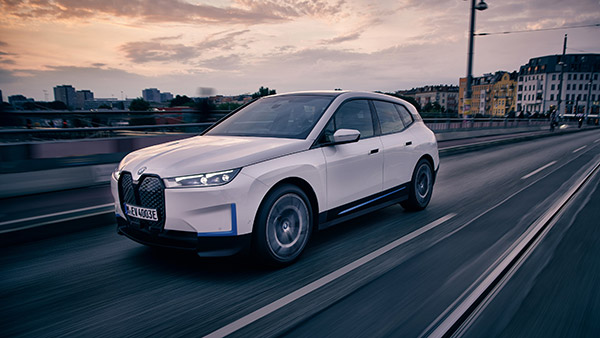 Why Do Electric Cars Accelerate Faster Than Internal Combustion Cars ...