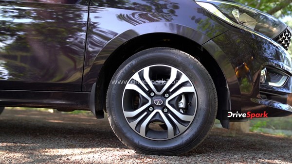 Tata Tiago CNG Review: Design, Specs, Performance, Interiors, Features ...