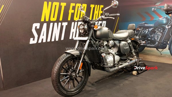 Yezdi Motorcycles First Look Review: Yezdi Roadster, Yezdi Scrambler ...