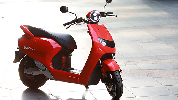 Bounce Infinity E1 Test Rides Begin; Bounce Electric Scooter Deliveries ...