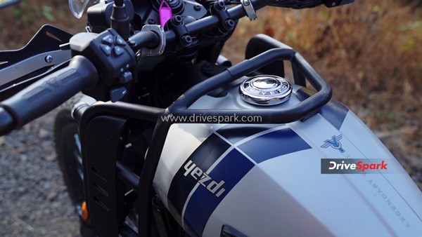 Yezdi Adventure Review: Riding Impressions, Engine Specs, Performance ...