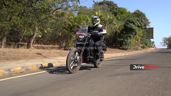 Yezdi Adventure Review: Riding Impressions, Engine Specs, Performance ...