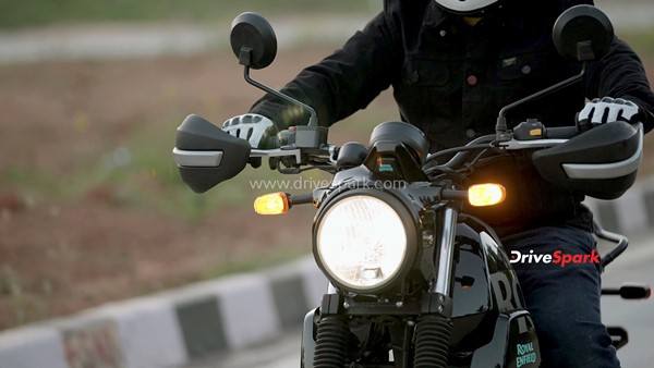 Royal Enfield Scram 411 Review: Riding Impressions, Engine Specs ...