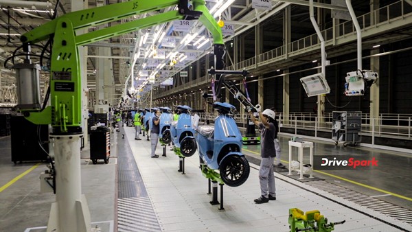 Ola Electric Invites Over 50,000 Customers To Its Futurefactory In ...