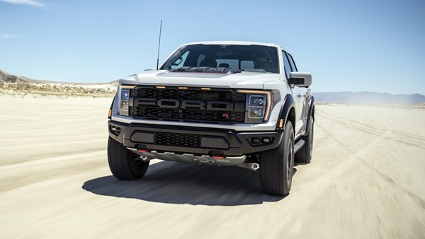 Ford F-150 Raptor R Arrives With Supercharged 700hp V8 Engine ...
