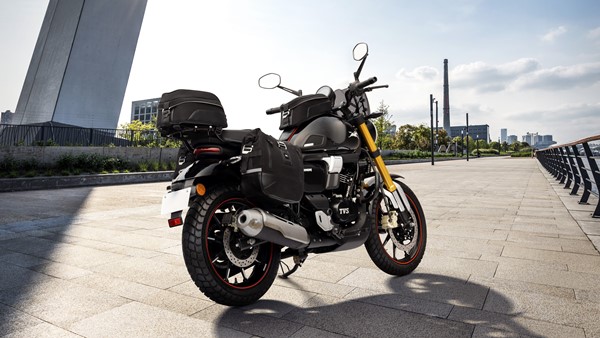 Bajaj Dominar 250 Vs TVS Ronin - Design, Features, Powertrain & More ...