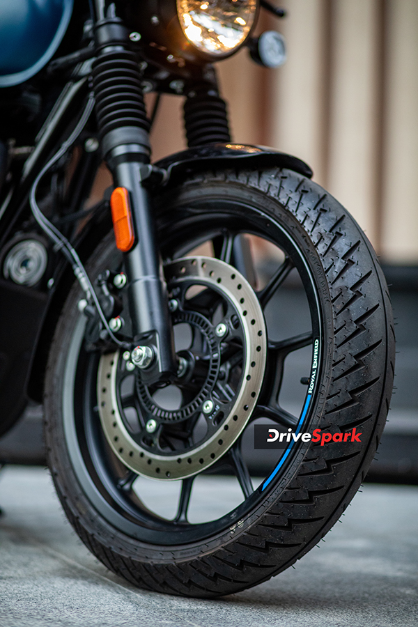Royal Enfield Hunter 350: First Ride Review - Riding Impressions| Specs ...