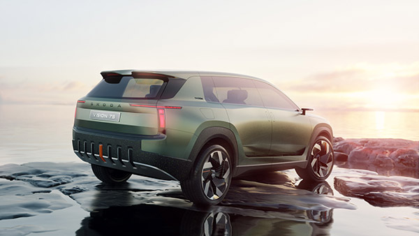Skoda Vision 7S Concept Revealed - Previews Future Electric SUVs ...