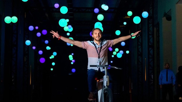 Weel EV-B Is An Electric Bicycle From The Future: Gets Self-Balancing ...