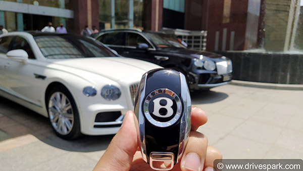 Modern Car Key Fob – 8 Secret Tricks & Tips - DriveSpark