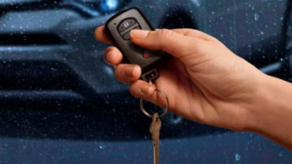 Modern Car Key Fob – 8 Secret Tricks & Tips - DriveSpark