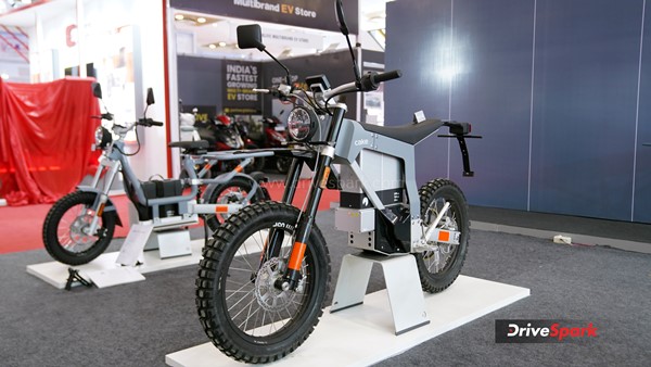 Auto Expo 2023: Cake Showcases EV Range - Specs| Range| Features ...