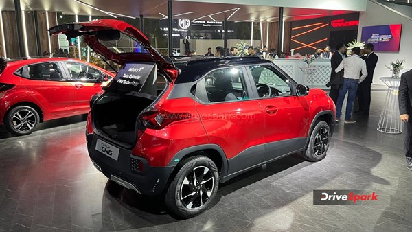 Auto Expo 2023: Tata Punch iCNG Unveiled – Surprising Boot Space ...