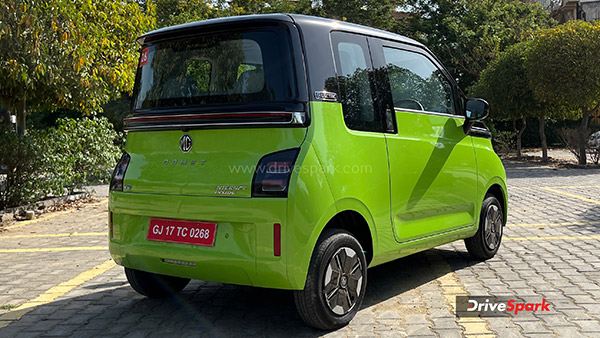 MG Comet EV Review - Range| Price| Specs| Features| Driving Impressions ...