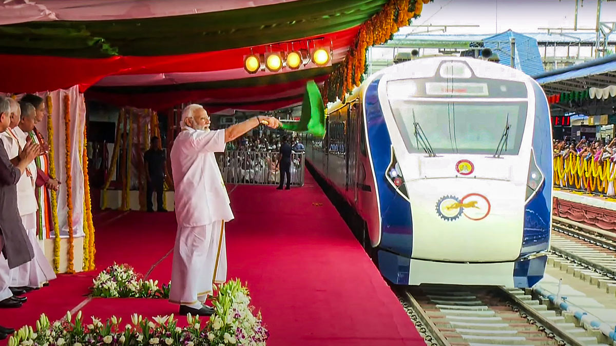 Vande Bharat Express - Price, Timeline, Routes, Features & Images ...