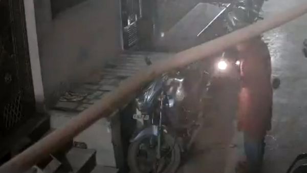 Woman Sets Bike On Fire: Video Goes Viral - DriveSpark