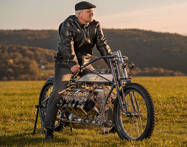 V8 Aircraft Engine Powered Motorcycle Was Built From Scratch - DriveSpark