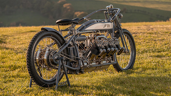 V8 Aircraft Engine Powered Motorcycle Was Built From Scratch - DriveSpark