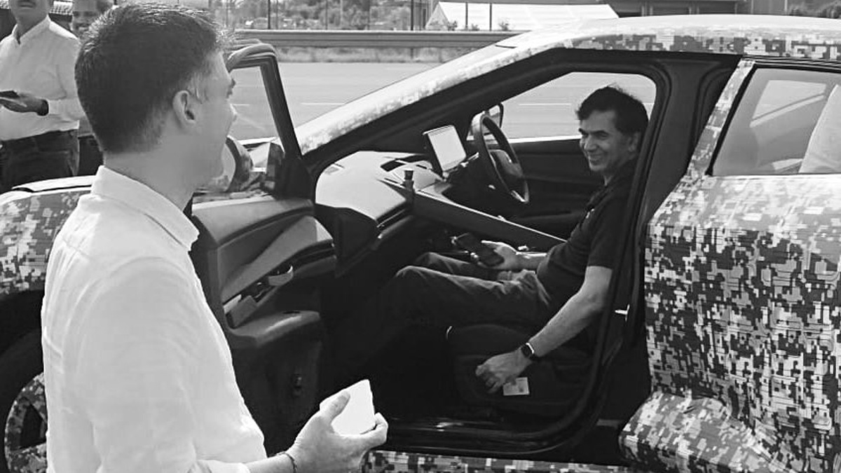 Mahindra BE.05 Interior Revealed By Company Head - DriveSpark News