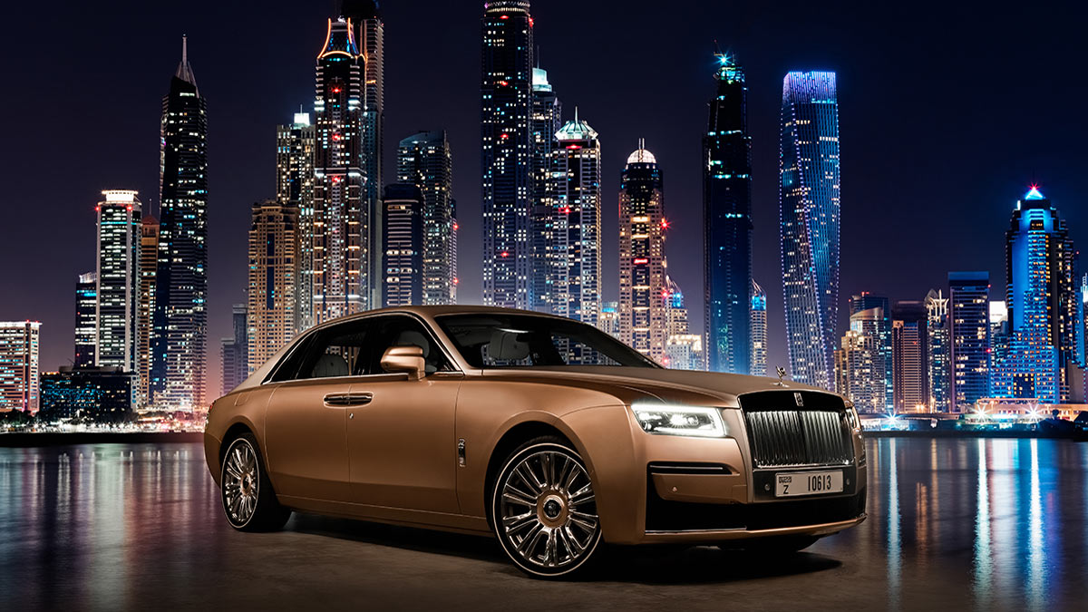 Rolls-Royce's Private Office Dubai Reveals First Bespoke Creation ...