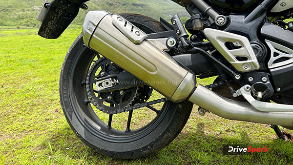 Triumph Speed 400 Review: Riding Impressions| Handling| Mileage| Specs ...