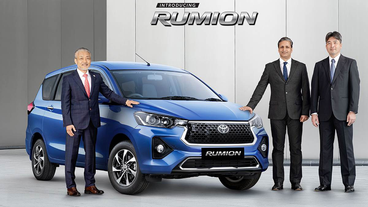 Toyota Rumion MPV Starts Reaching Dealerships – Check Out All Details ...