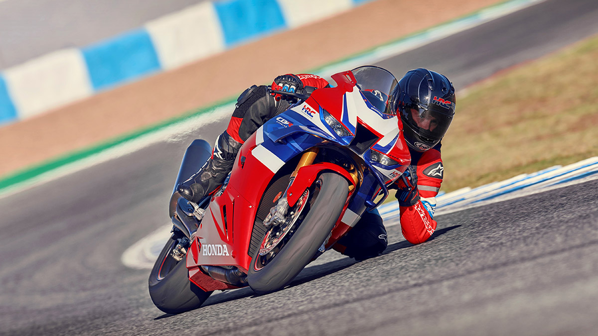 Honda CBR1000RR-R Fireblade SP Revealed At EICMA 2023 - Specs| Features| Images - DriveSpark News