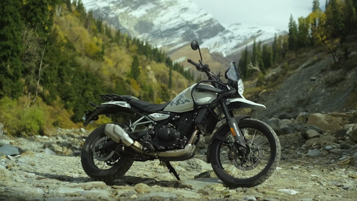 Top 10 Things about the Royal Enfield Himalayan 452 - DriveSpark News