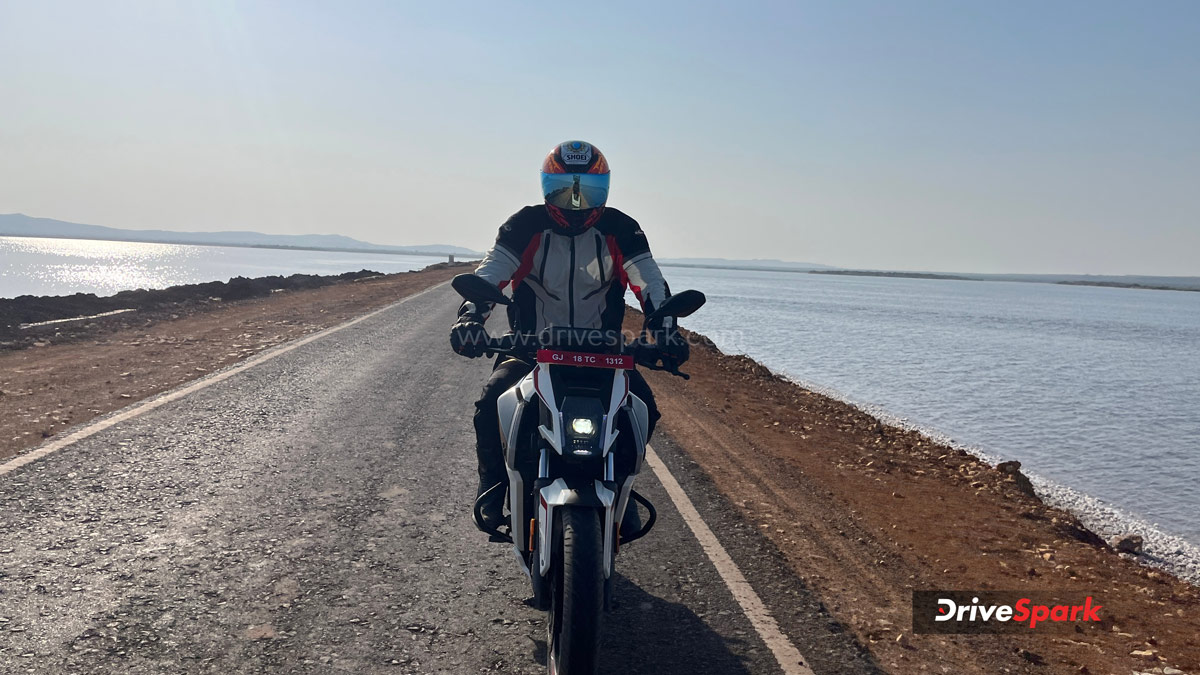 Matter Aera 5000+ Video Review - Specs| Features| Range| Riding ...