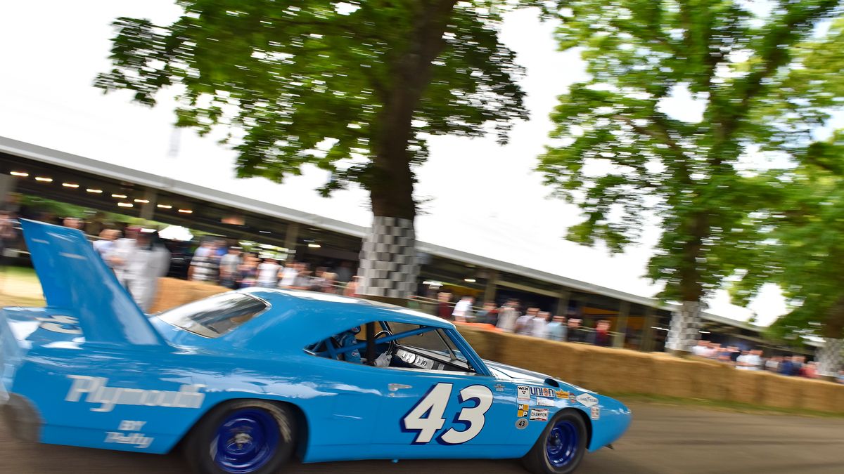 Richard Petty Celebrates 75 Years Of Racing At Goodwood Festival ...