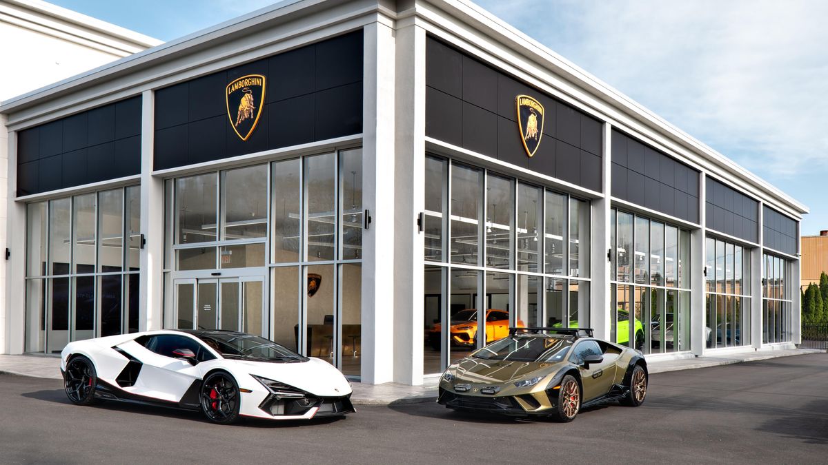 Lamborghini Unveils New Long Island Showroom With Hybrid Super SUV ...