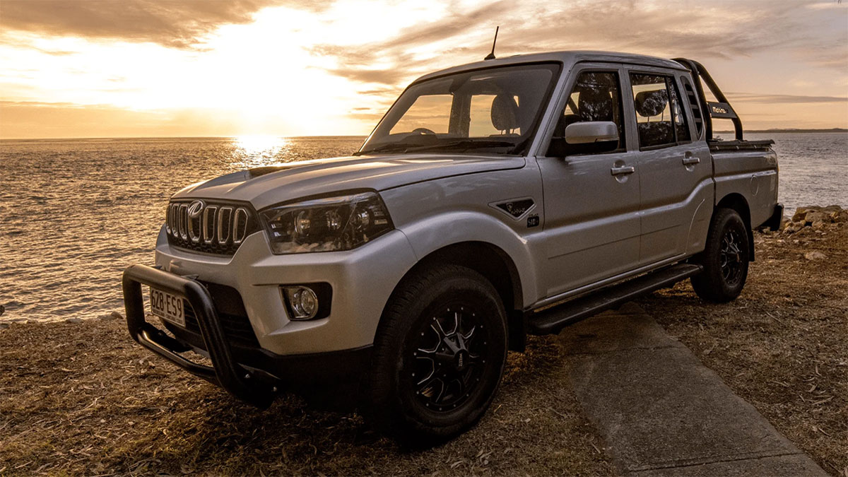 2025 Mahindra Scorpio Pickup Spied Without Camouflage - DriveSpark News