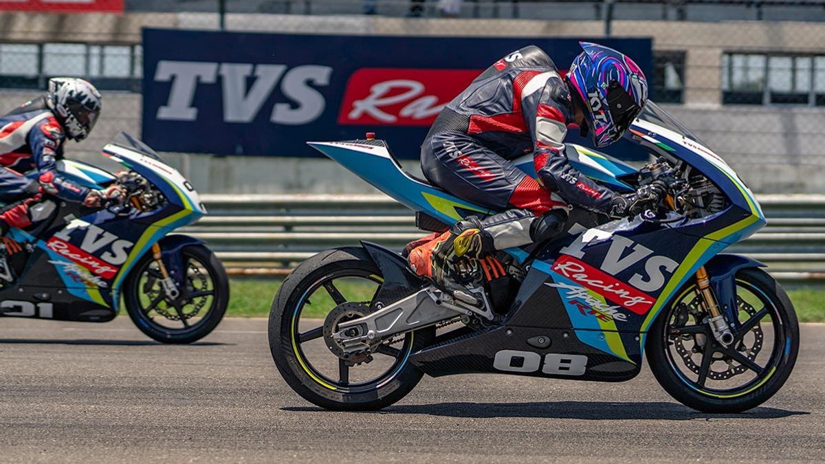 TVS Racing Launches E-OMC: Electric Racing With The Apache RTE ...