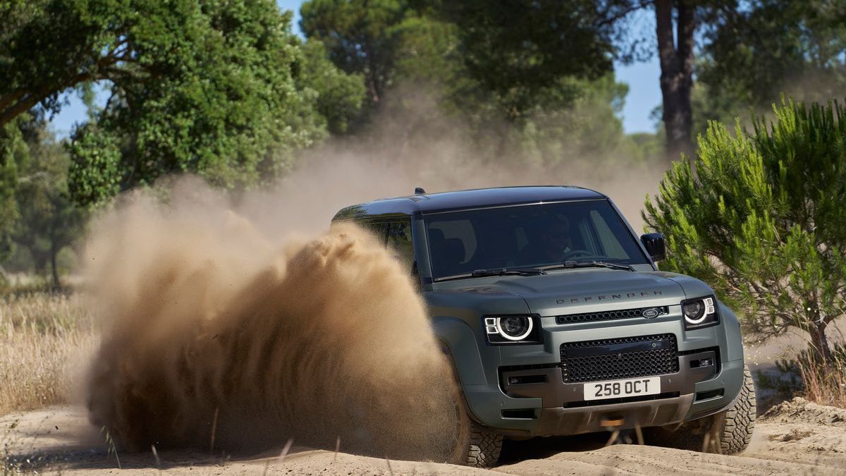 New Defender OCTA: Redefining Performance Both On And Off-Road ...