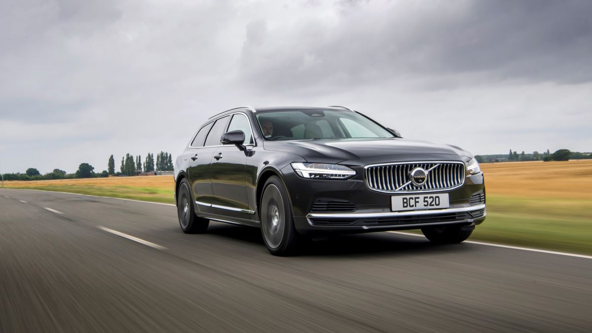 Volvo UK Unveils Black Edition Models; V60 And V90 Estates Make A ...
