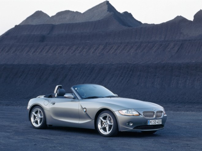 2002 BMW Z4 Wallpapers [HD] - DriveSpark