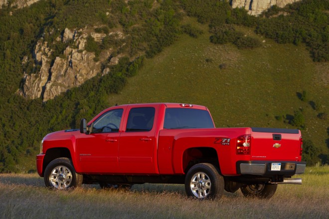 2014 Chevrolet Silverado HD Wallpapers [HD] - DriveSpark